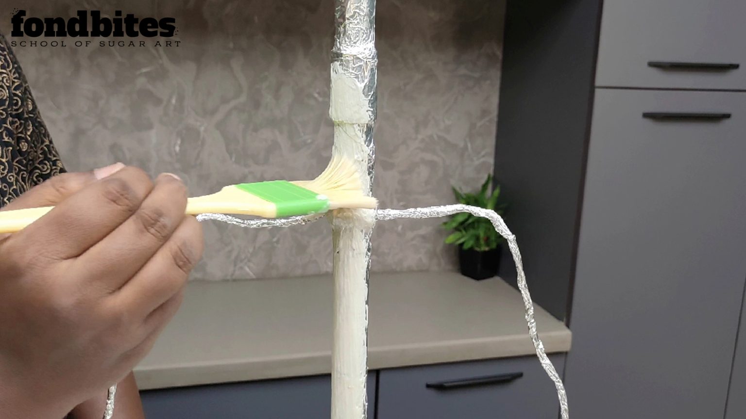 Structural Santa Cake – FONDBITES